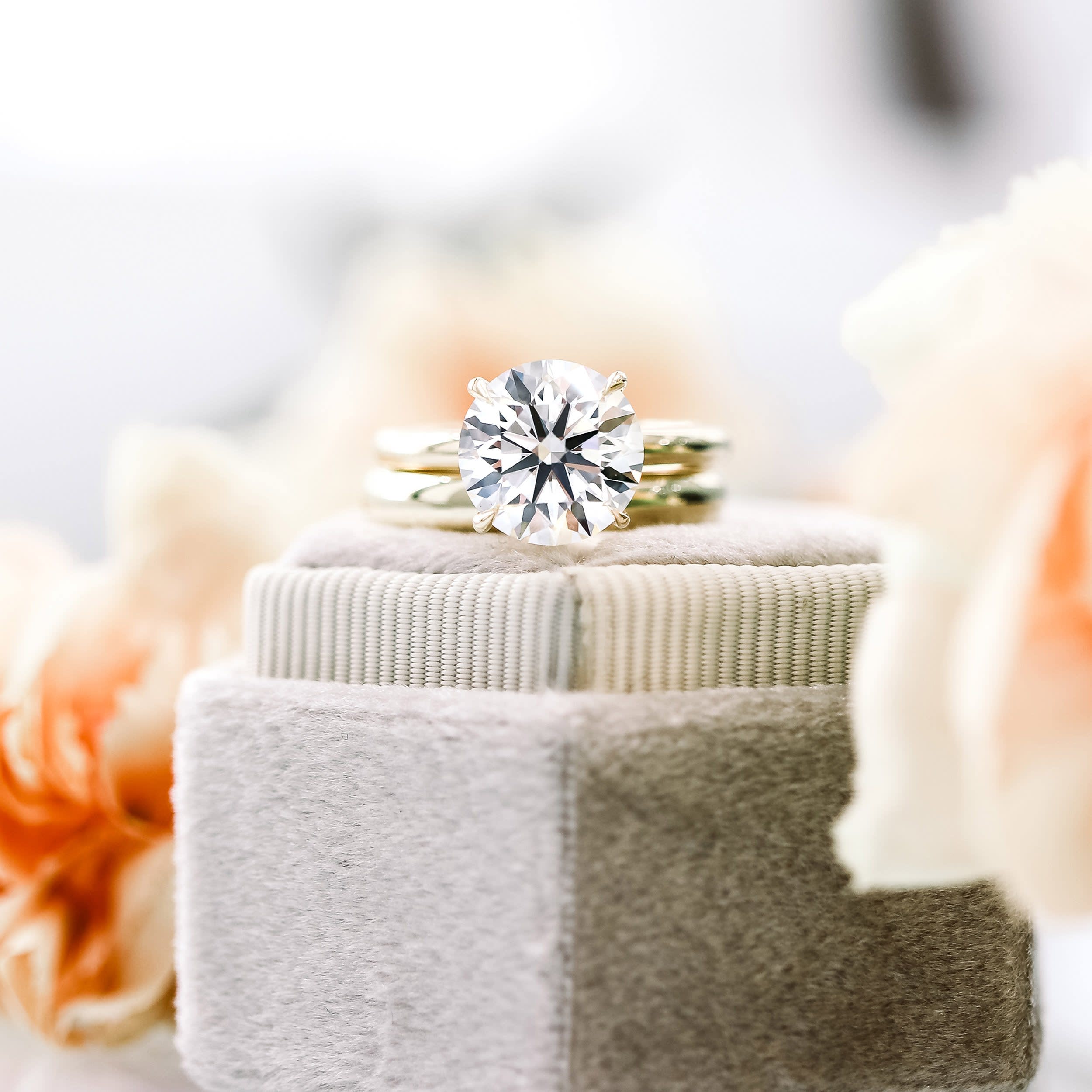 Visit an Ada Diamonds Showroom