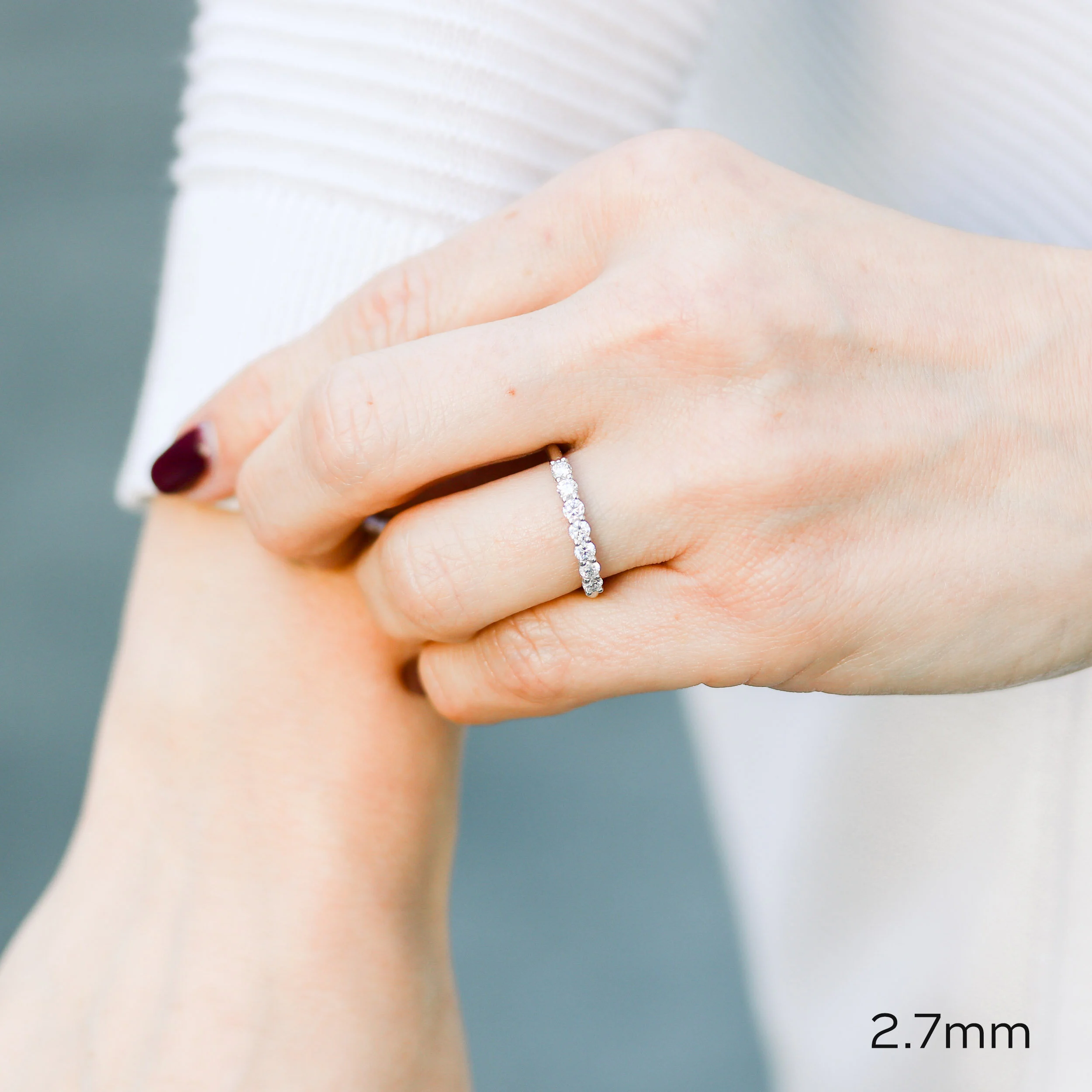 Round Diamond Prong Set Seven Stone Band